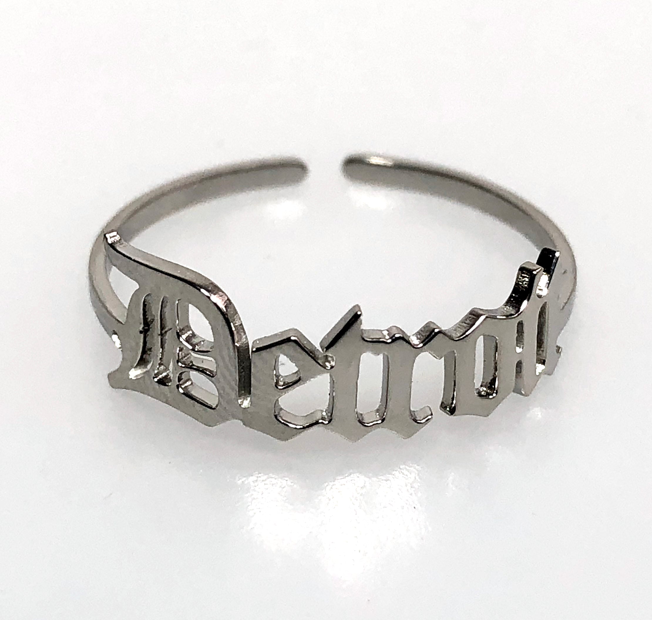 Detroit Adjustable Ring, Old English Script